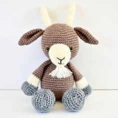 PATRÓN GRATIS Cabra Amigurumi paso a paso en español - Crochetisimo