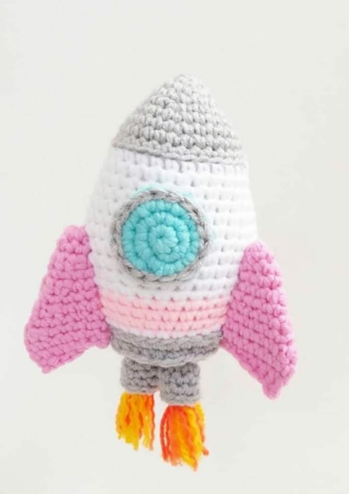 PATRÓN GRATIS Nave Espacial Juguete Amigurumi - Crochetisimo