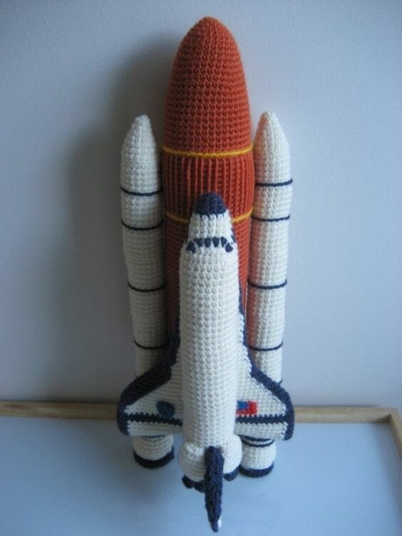 PATRÓN GRATIS Nave Espacial Juguete Amigurumi - Crochetisimo