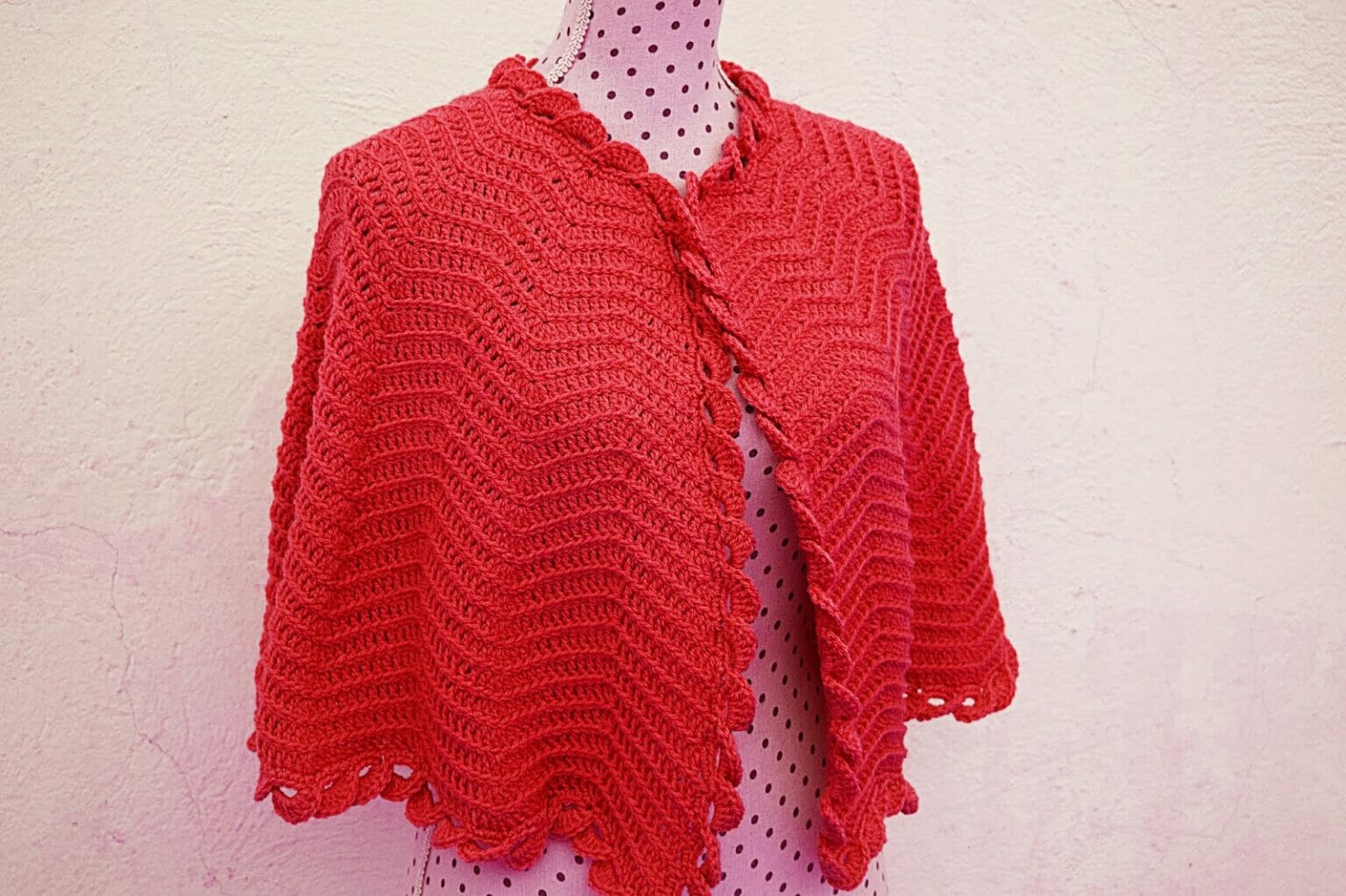 PATRÓN GRATIS Capa en Crochet (Fácil para Principiantes) - Crochetisimo