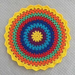 PATRÓN GRATIS Chal Ondulado Maya en Crochet - Crochetisimo