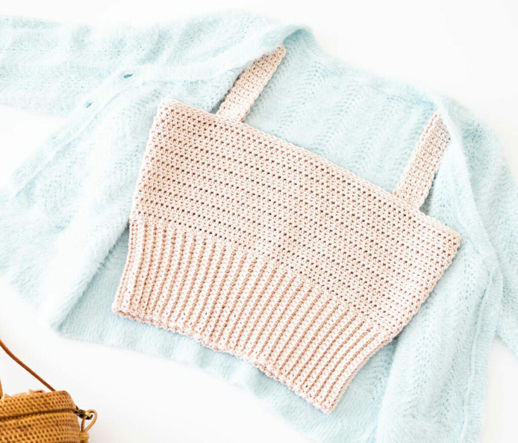 PATRÓN GRATIS Crop Top Básico en Crochet - Crochetisimo