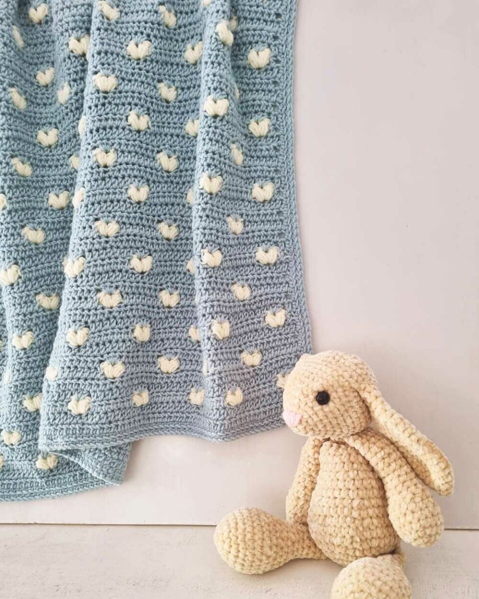 Manta para Bebes en Corazón Puff a Crochet Patron Gratis - Crochetisimo